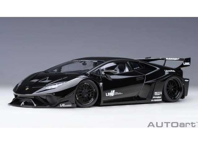▶ PRODUCT DETAILS メーカー AUTOart スケール 1/18 商品状態 新品 ⚠ 海外製品に関するご案内 本製品は精密ディスプレイモデルのため、製造工程上、個体差が見られる場合がございます。微細な...