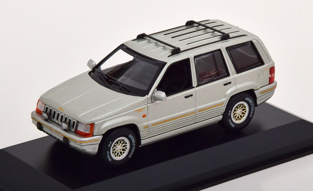 商品詳細 メーカー MINICHAMPS スケール 1/43 お届け時期 お届けの目安の記載を必ずご確認ください。 在庫について 在庫管理に関しましては細心の注意を払っておりますが、他サイトとの併売の為、在庫切れの場合がございます。万が一売...