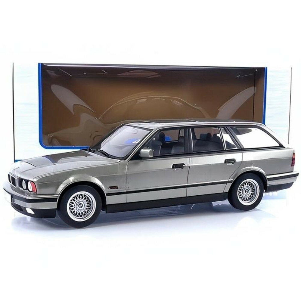 ▶ PRODUCT DETAILS メーカー MCG スケール 1/18 商品状態 新品 ⚠ 海外製品に関するご案内 本商品は海外メーカーによる量産モデルのため、塗装のわずかなムラ・小キズ、パーツ取り付け位置の個体差...
