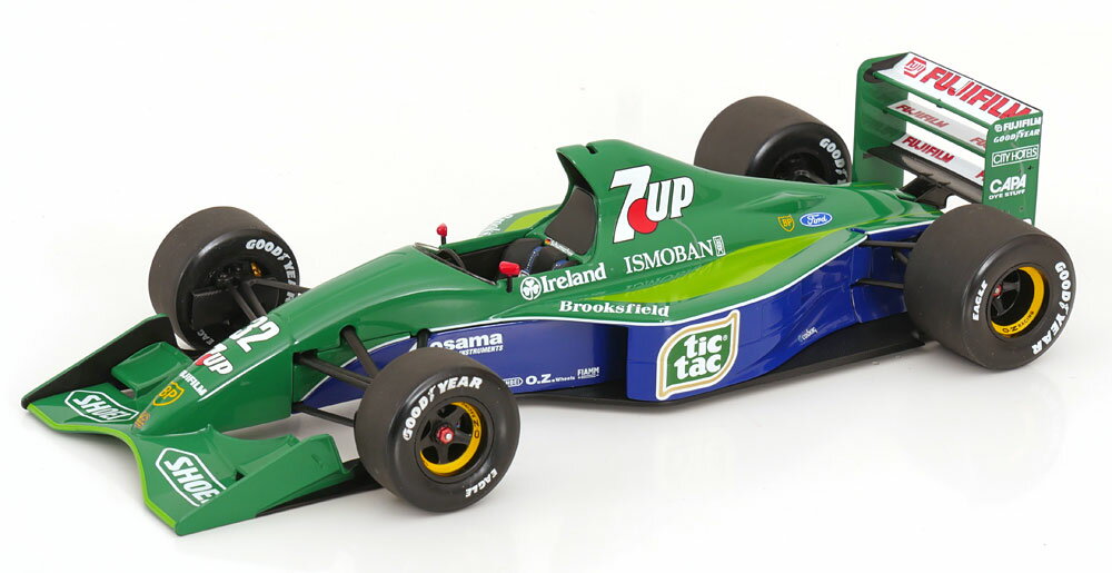 商品詳細 メーカー MINICHAMPS スケール 1/18 お届け時期 お届けの目安の記載を必ずご確認ください。 在庫について 在庫管理に関しましては細心の注意を払っておりますが、他サイトとの併売の為、在庫切れの場合がございます。万が一売...