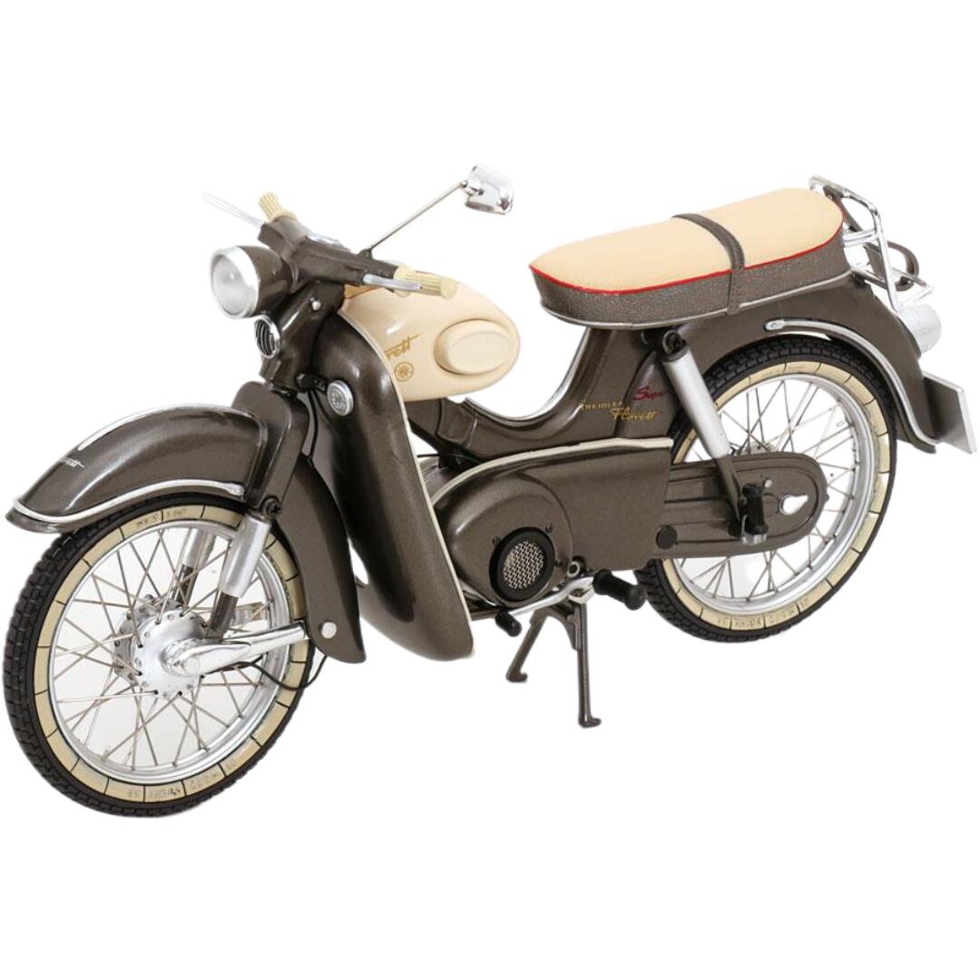 ▶ PRODUCT DETAILS メーカー Schuco スケール 1/10 商品状態 新品 ⚠ 海外製品に関するご案内 本製品は精密ディスプレイモデルのため、製造工程上、個体差が見られる場合がございます。微細な塗...