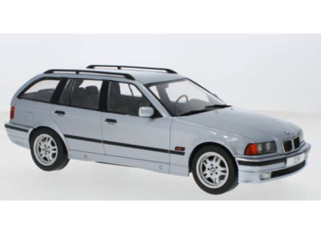 商品詳細 メーカー MCG スケール 1/18 お届け時期 お届けの目安の記載を必ずご確認ください。 在庫について 在庫管理に関しましては細心の注意を払っておりますが、他サイトとの併売の為、在庫切れの場合がございます。万が一売り切れの場合は...