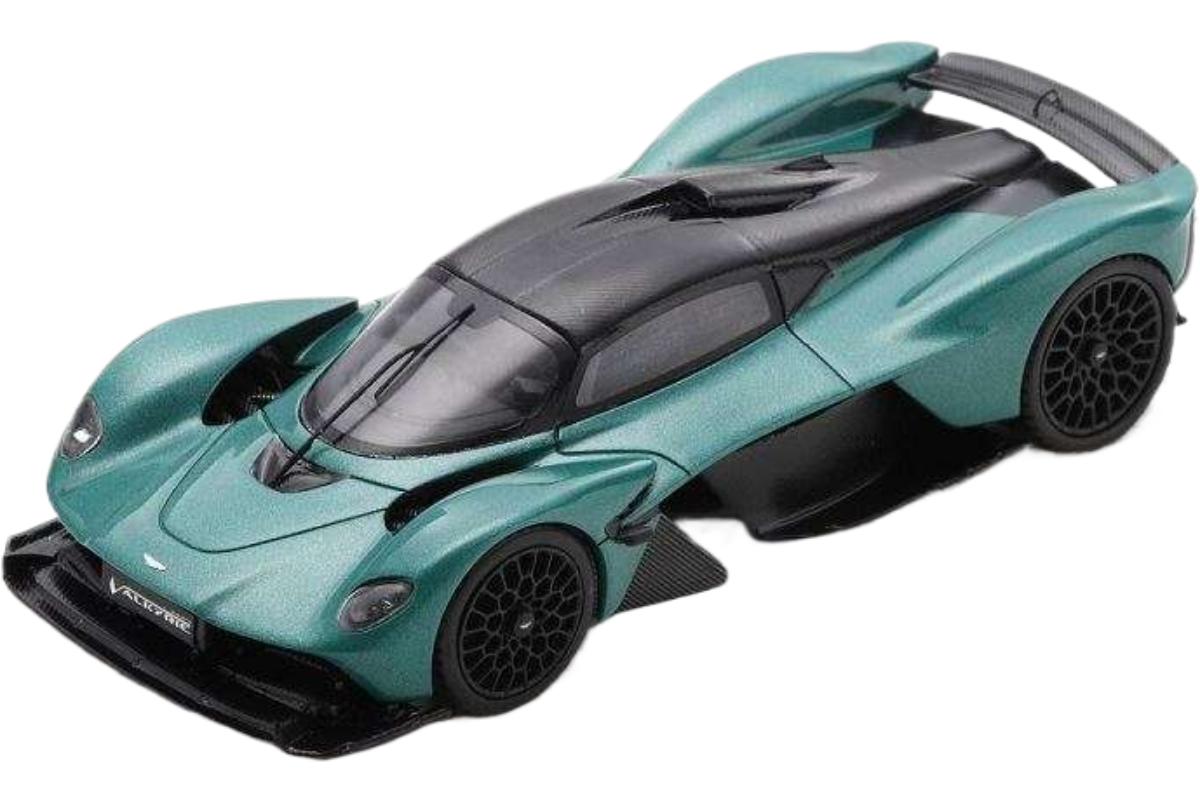 ▶ PRODUCT DETAILS メーカー Schuco スケール 1/43 商品状態 新品 ⚠ 海外製品に関するご案内 本製品は精密ディスプレイモデルのため、製造工程上、個体差が見られる場合がございます。微細な塗...