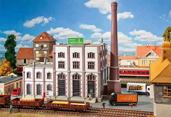 商品詳細 メーカー Faller スケール H0 電源方式 デジタルデコーダー 非搭載 お届け時期 お届けの目安の記載を必ずご確認ください。 在庫について 在庫管理に関しましては細心の注意を払っておりますが、他サイトとの併売の為、在庫切れの...