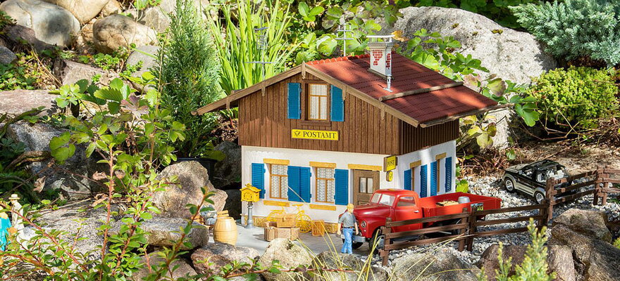 商品詳細 メーカー Faller スケール G 電源方式 デジタルデコーダー 非搭載 お届け時期 お届けの目安の記載を必ずご確認ください。 在庫について 在庫管理に関しましては細心の注意を払っておりますが、他サイトとの併売の為、在庫切れの場...