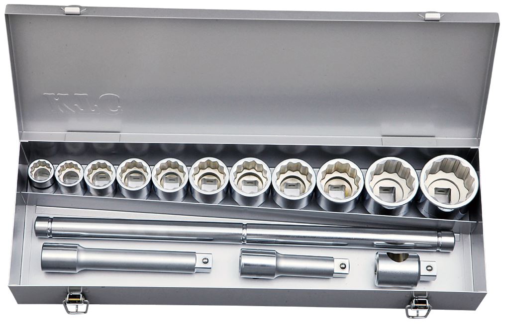 【特長】 ●使用頻度の高いサイズのソケットと駆動工具のセットです。 ●メタルケース（B4110-MA）付です。 【用途】 ●大型車、建機、工場設備の整備 【仕様】 ●差込角(mm)：19.0 ●ソケット内容(mm)：22、24、27、30、...
