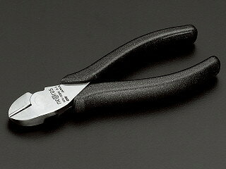 【商品仕様】*大きな支点でガタ付きが減少しています。*高周波の2次焼入れにより刃部を強化しています。*強く握った時の痛みを軽減する為、めっきされておりません。油の塗布等のお手入れをしてください。(メーカー）KTC（京都機械工具株式会社）■5...
