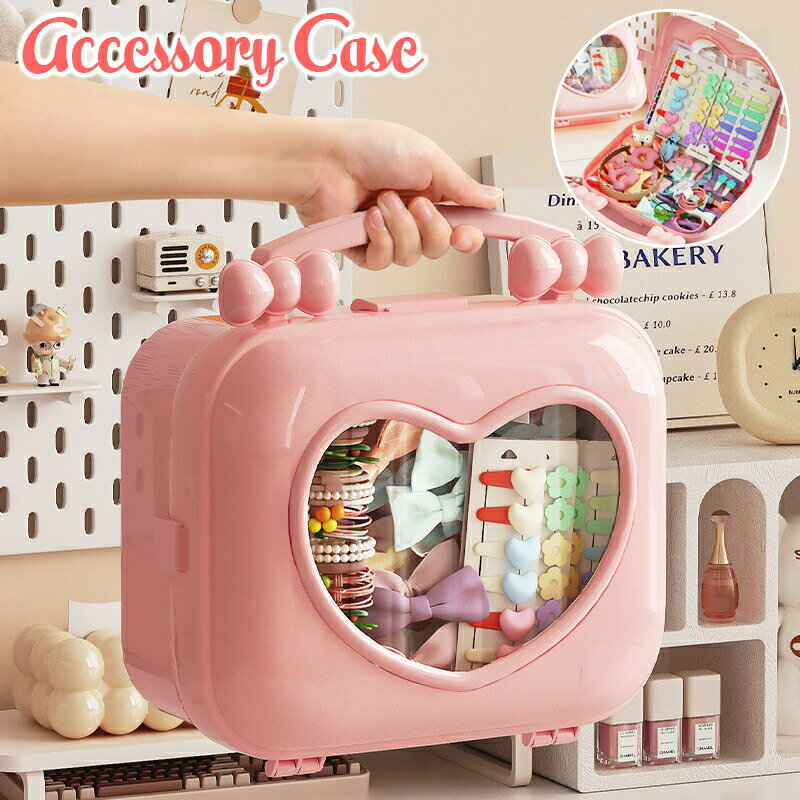 ハート型の窓がかわいいアクセサリー収納ボックス。大きなリボンデザインで、おしゃれ好きな女の子にピッタリ♪ギフトやプレゼントにも喜ばれそうですね☆ケースのみの販売です。中身は付属いたしません。【サイズについて】画像をご参照ください。【カラーに...