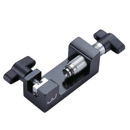 スペック■プロ向け油圧ホース用ニードルドライバー。■ニードルとバンジョーのどちらも使用可。■ほとんどのメーカーのブレーキシステムに対応。■重量：134g特長プロ向け油圧ホース用ニードルドライバー。在庫状況■通常2〜5日ほどで発送（土日祝除）...