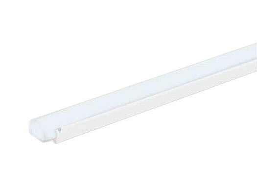 100Vでこのサイズ。18×18mmのコンパクトサイズ。連結簡単コネクタ式間接照明。入力電圧：AC100V本体：PC付属品：取付クリップ+取付用ビス電源コード別途必要取付オプション別途昼光色 5700KRa83全長：481mm皮相電力：7....