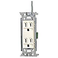 15A 125V接地リード線付ミルキーホワイト電設資材につきましては、一個単位での販売ができない商品もございます。検索用カテゴリ422