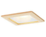 LED内蔵、電源ユニット内蔵LED（電球色タイプ）1個色温度：2700K埋込穴角：□125mm埋込高：80mm器具光束：690lm電圧：100V消費電力：7.4W消費効率：93.2lm/W【木製枠】白木Ra83100形電球1灯器具相当55度...