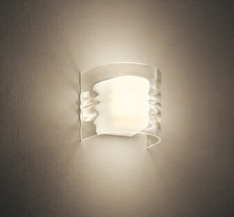 ●澄んだ水面に表れる波の形を表現。光のゆらぎとともに静けさが広がります。電球色定格光束：564lm定格消費電力：6WRa942700Kアクリル（透明・乳白）巾140・高125・出97・0.5kg連続調光100-5%・位相制御6VA(100V...