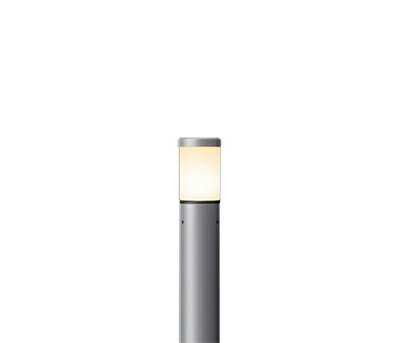ランプ別売(E17)LED電球適合ランプ：LED電球(防湿・防雨型器具対応)(E17)幅：φ104mm地上高558mm質量：1.5kg電圧：100V【本体】樹脂(ブラック)【グローブ】アクリル(乳白)【ポール】ステンレス(ミディアムグレーメ...