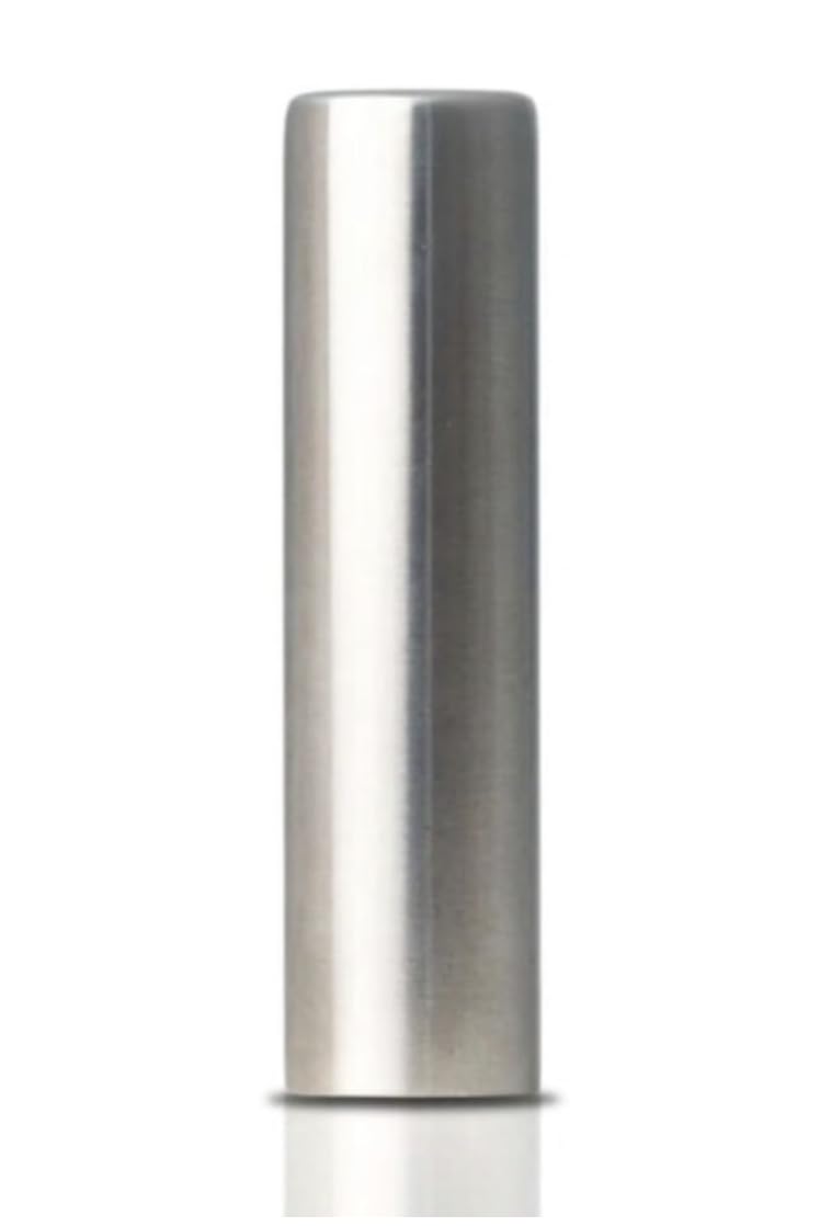 • 直径 4cm 高さ 16cm 重さ 230g（±20g）
