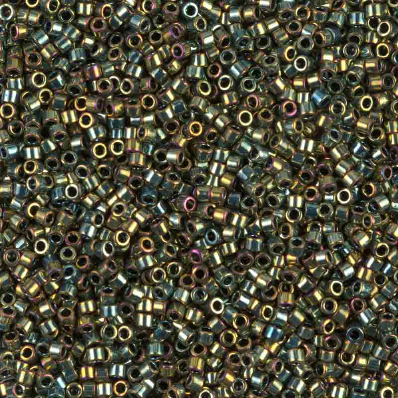【サイズ】11/0外径：約1.6mm 穴の大きさ：約0.8mm 糸が通りやすいよう穴が大きめであり、ガラスの部分が薄く軽いビーズです。 ビーズ織り・ビーズステッチに適しています。 ※製造ロットにより、同じ品番でも多少の色違いが生じる場合があ...