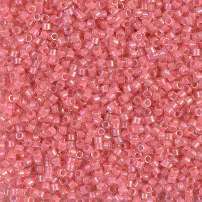 【サイズ】11/0外径：約1.6mm 穴の大きさ：約0.8mm 糸が通りやすいよう穴が大きめであり、ガラスの部分が薄く軽いビーズです。 ※製造ロットにより、同じ品番でも多少の色違いが生じる場合があります。予めご了承ください。 ビーズ織り・ビ...