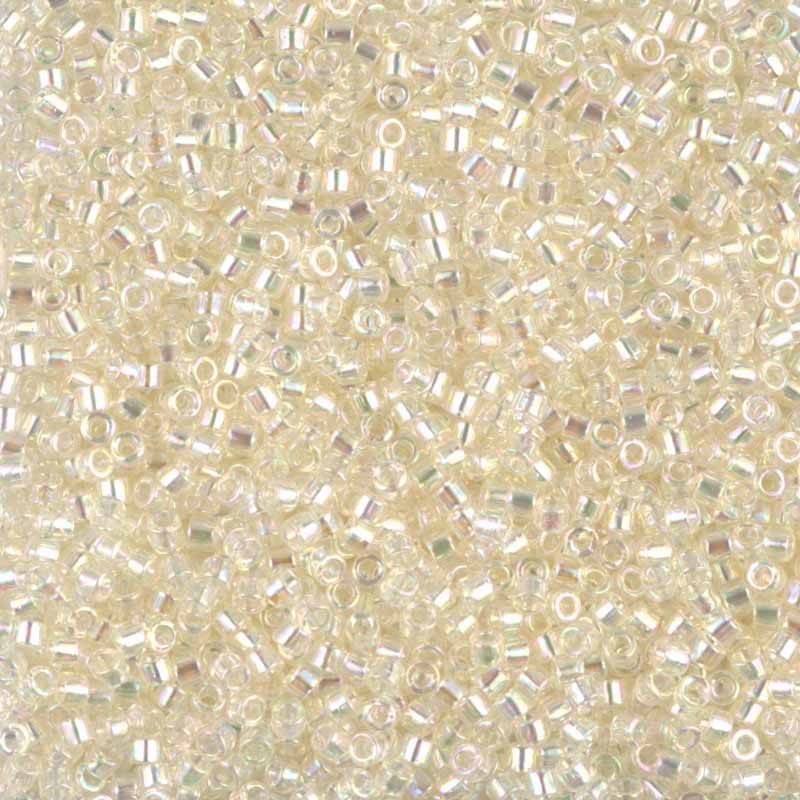 【サイズ】11/0外径：約1.6mm 穴の大きさ：約0.8mm 糸が通りやすいよう穴が大きめであり、ガラスの部分が薄く軽いビーズです。 ビーズ織り・ビーズステッチに適しています。 ※製造ロットにより、同じ品番でも多少の色違いが生じる場合があ...