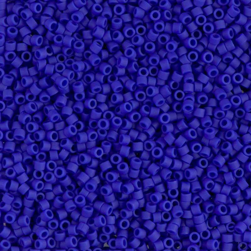 【サイズ】11/0外径：約1.6mm 穴の大きさ：約0.8mm 糸が通りやすいよう穴が大きめであり、ガラスの部分が薄く軽いビーズです。 ビーズ織り・ビーズステッチに適しています。 ※製造ロットにより、同じ品番でも多少の色違いが生じる場合があ...