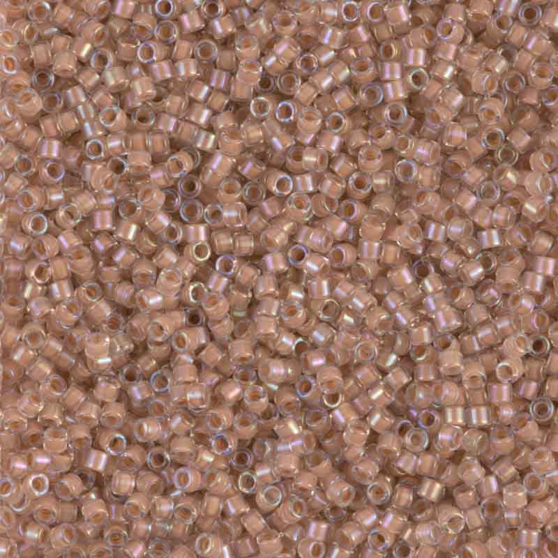 【サイズ】11/0外径：約1.6mm 穴の大きさ：約0.8mm 糸が通りやすいよう穴が大きめであり、ガラスの部分が薄く軽いビーズです。 ※製造ロットにより、同じ品番でも多少の色違いが生じる場合があります。予めご了承ください。 ビーズ織り・ビ...