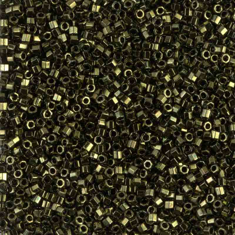【サイズ】11/0外径：約1.6mm 穴の大きさ：約0.8mm 糸が通りやすいよう穴が大きめであり、ガラスの部分が薄く軽いビーズです。 ビーズ織り・ビーズステッチに適しています。 ※製造ロットにより、同じ品番でも多少の色違いが生じる場合があ...