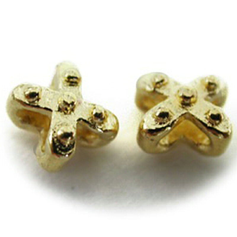 サイズ：約5.5mm 中心に通し穴が四方に開いているクロスパーツです。 日本国内でメッキ加工を行っております。