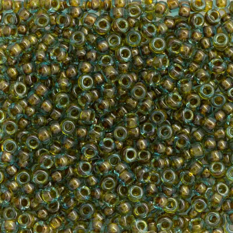カラー番号：#229外径：約2mm 穴の大きさ：約0.8mm ビーズステッチやビーズモチーフ作り等、ビーズワークに欠かせない「シードビーズ」です。 シンプルなので幅広い用途に使用できます。【色味について】※ロットによって色味が変わる場合がご...