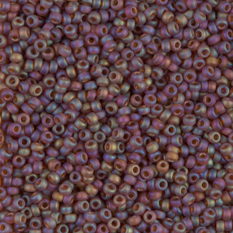 カラー番号：#134FR 外径：約2mm 穴の大きさ：約0.8mm ビーズステッチやビーズモチーフ作り等、ビーズワークに欠かせない「シードビーズ」です。 シンプルなので幅広い用途に使用できます。【色味について】※ロットによって色味が変わる場...