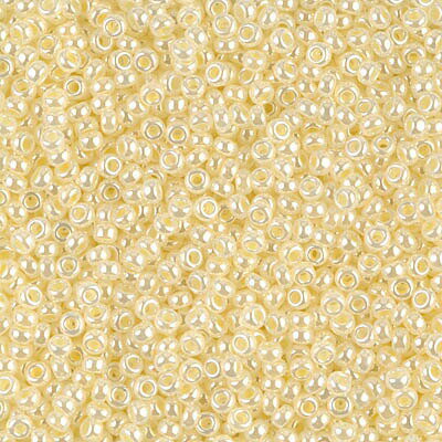 カラー番号：#527外径：約2mm 穴の大きさ：約0.8mm ビーズモチーフ作りに欠かせないメジャーなビーズです。 シンプルなので幅広い用途に使用できます。【色味について】※ロットによって色味が変わる場合がございます。※製造ロットにより、同...