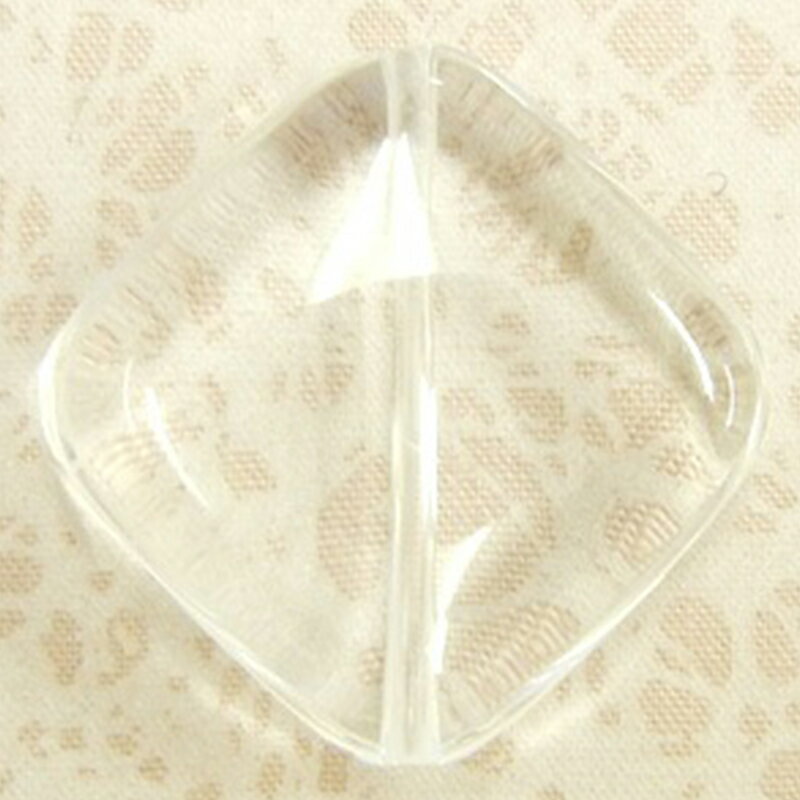 アクリル製品は管を通して型にアクリルを流して作成しますが、その管を切り離した際に傷のようなものが残る場合がございます。予めご了承頂いた上でご注文下さい。 気になる方はご注文前にお問い合わせ下さい。 アクリル製品はお客様のご希望の色に染めるこ...