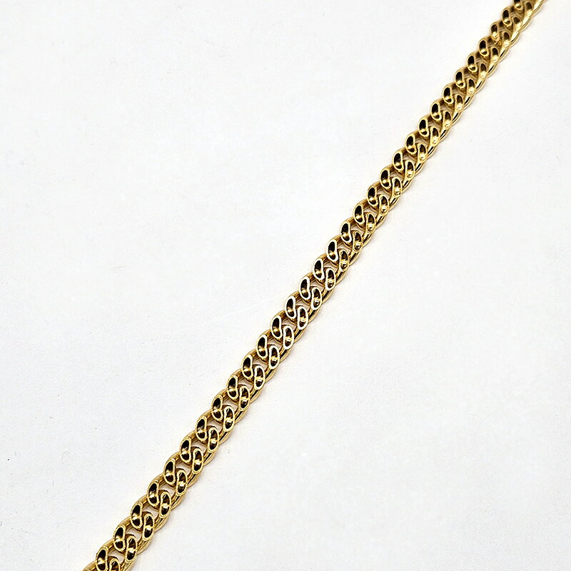 喜平チェーンです。 【サイズ】 太さ：約7mm 線径：約2.5mm チェーンはメッキ加工のため2～3営業日ほどお時間をいただきます。 在庫切れになっている商品や大口注文・ネックレス加工をご希望されるお客様はお気軽にお問い合わせください。 全...