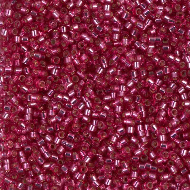 【サイズ】11/0外径：約1.6mm 穴の大きさ：約0.8mm 糸が通りやすいよう穴が大きめであり、ガラスの部分が薄く軽いビーズです。 ※製造ロットにより、同じ品番でも多少の色違いが生じる場合があります。予めご了承ください。 ビーズ織り・ビ...