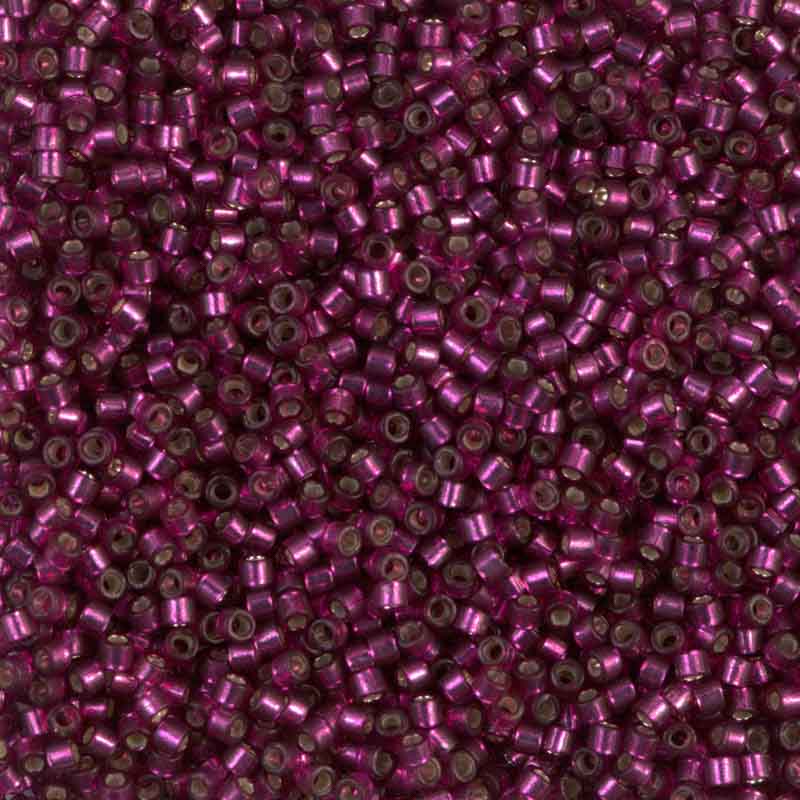 【サイズ】11/0外径：約1.6mm 穴の大きさ：約0.8mm 糸が通りやすいよう穴が大きめであり、ガラスの部分が薄く軽いビーズです。 ※製造ロットにより、同じ品番でも多少の色違いが生じる場合があります。予めご了承ください。 ビーズ織り・ビ...