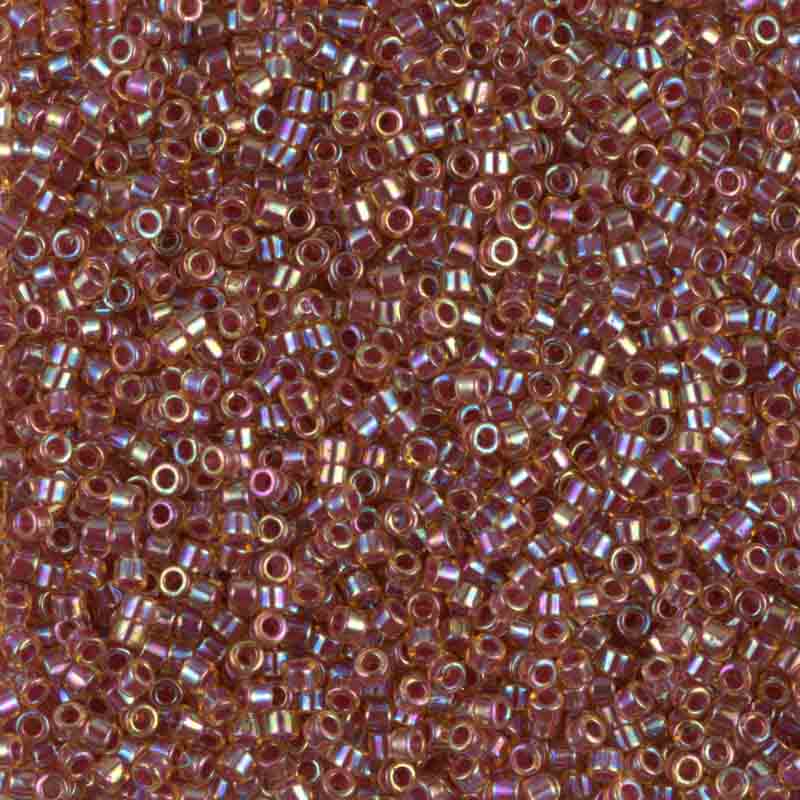 【サイズ】11/0外径：約1.6mm 穴の大きさ：約0.8mm 糸が通りやすいよう穴が大きめであり、ガラスの部分が薄く軽いビーズです。 ※製造ロットにより、同じ品番でも多少の色違いが生じる場合があります。予めご了承ください。 ビーズ織り・ビ...