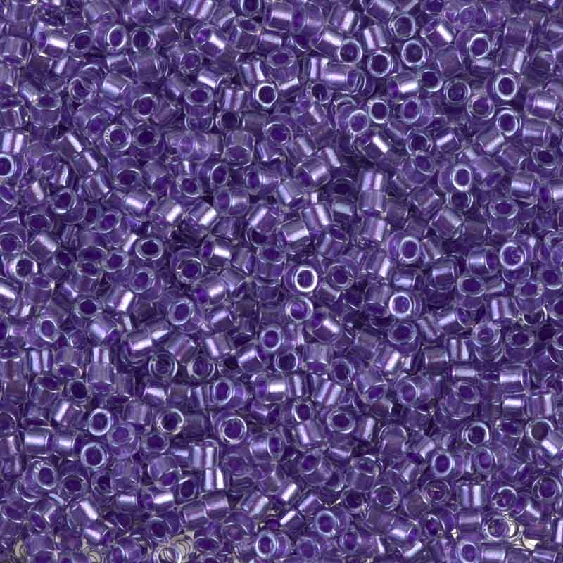 【サイズ】10/0外径：約2.2mm 穴の大きさ：約1mm 糸が通りやすいよう穴が大きめであり、ガラスの部分が薄く軽いビーズです。 ※製造ロットにより、同じ品番でも多少の色違いが生じる場合があります。予めご了承ください。 ビーズ織り・ビーズ...