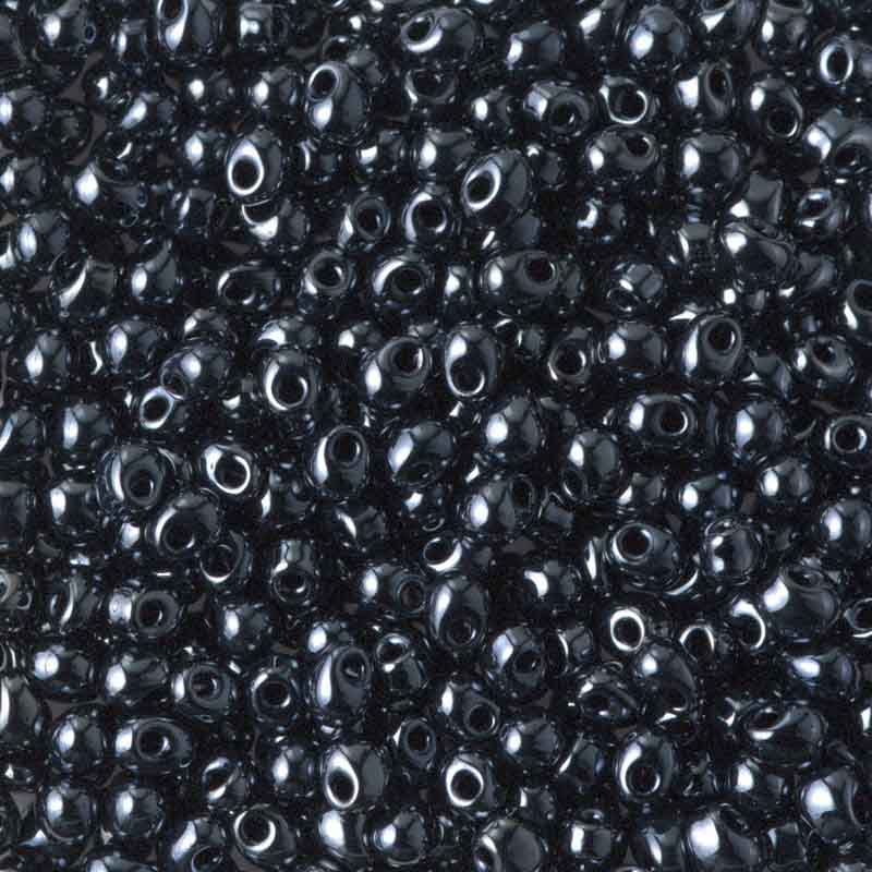 カラー番号：DP451 涙のようなしずく型の可愛いビーズです。 ビーズフラワーやマスコットに大活躍。 【色味について】 ※製造ロットにより、同じ品番でも多少の色違いが生じる場合があります。予めご了承ください。 ※お使いのブラウザや画面設定に...