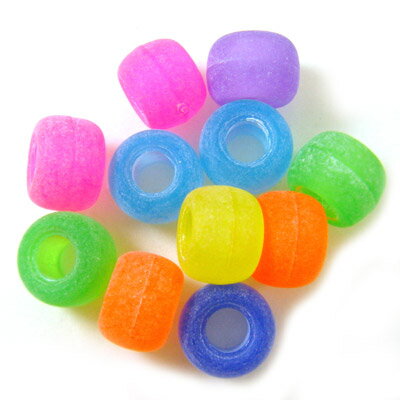 ※複数のカラーがミックスされた、アソート商品です。入っているカラーは小袋により異なります。 カラーの指定はできませんのでご了承ください。 カラー番号：11 カラー名：透明つや消し(Mix) 【サイズ】 長さx外径：6x9mm 内径：4mm ...