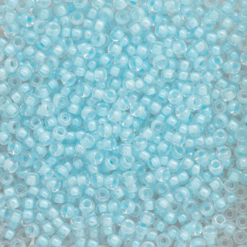 カラー番号：#220外径：約2mm 穴の大きさ：約0.8mm ビーズステッチやビーズモチーフ作り等、ビーズワークに欠かせない「シードビーズ」です。 シンプルなので幅広い用途に使用できます。【色味について】※製造ロットにより、同じ品番でも多少...