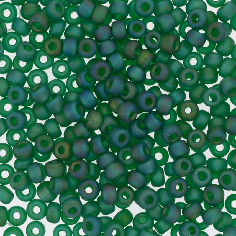 カラー番号：#146FR 外径：約3mm 穴の大きさ：約0.8mm ビーズステッチやビーズモチーフ作り等、ビーズワークに欠かせない「シードビーズ」です。 シンプルなので幅広い用途に使用できます。【色味について】※製造ロットにより、同じ品番で...