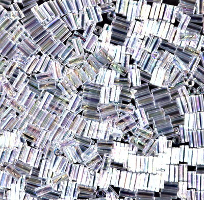 カラー番号：#250 外径：1.5X3mm 丸く長い、オーソドックスなビーズです。 作品への取り入れ方によって様々な表情をつくり出せます。【色味について】※製造ロットにより、同じ品番でも多少の色違いが生じる場合があります。予めご了承ください...