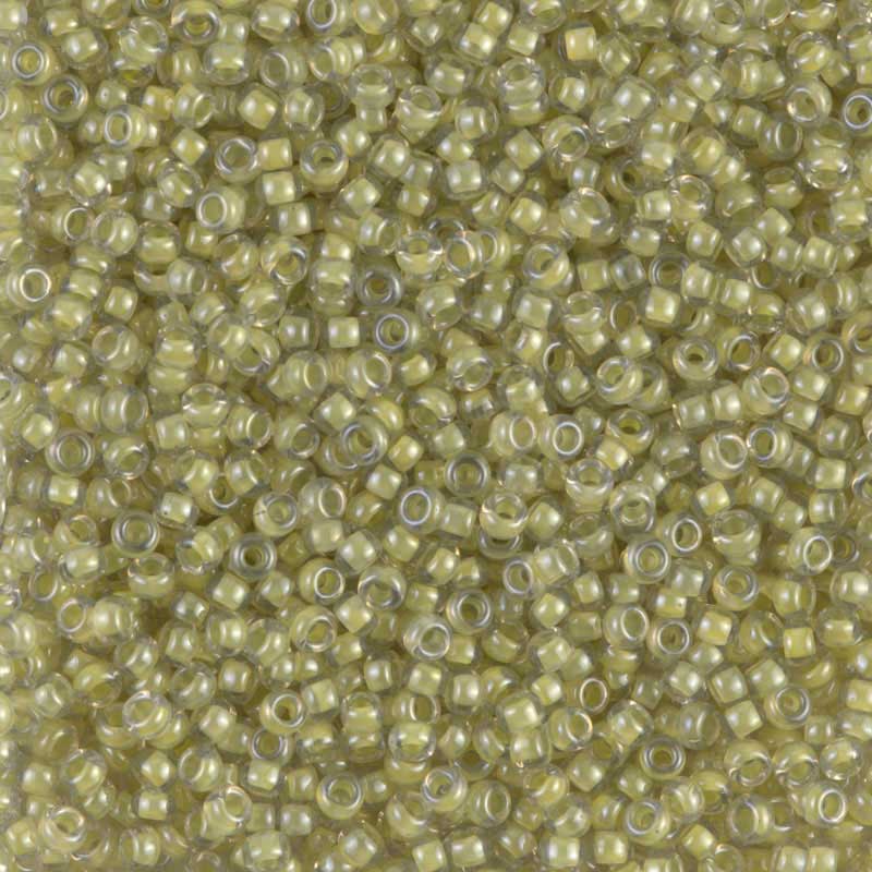 カラー番号：#378 外径：約2mm 穴の大きさ：約0.8mm ビーズステッチやビーズモチーフ作り等、ビーズワークに欠かせない「シードビーズ」です。 シンプルなので幅広い用途に使用できます。【色味について】※製造ロットにより、同じ品番でも多...