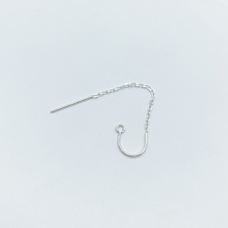 ピアス(アメリカンピアス) サイズ：全長約55mm フック部分 約9.5x9.5mm、カン内径約1.5mm スターリングシルバー(SV925)のパーツです。 アメリカやイタリア等の海外から、高品質なシルバー製品を取り寄せています。 【ご注意...