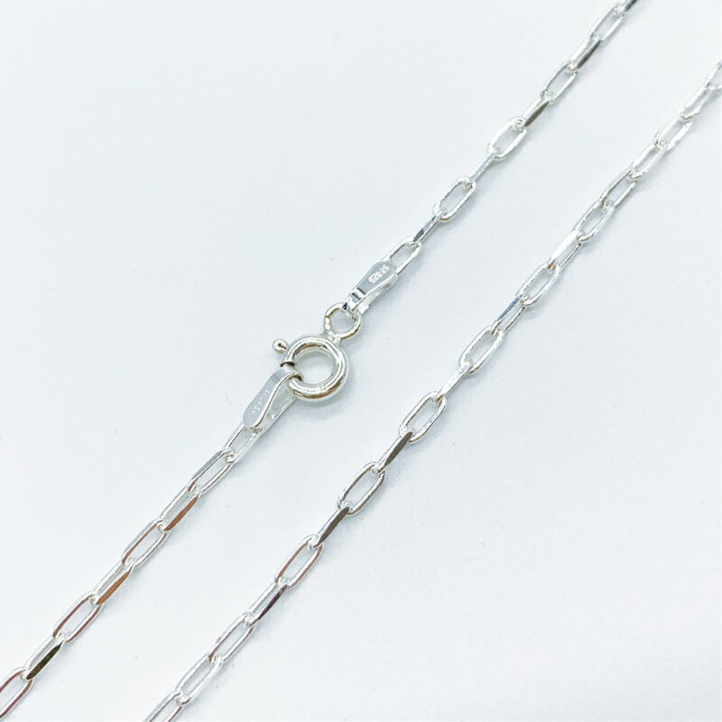 ネックレス(荒目小判2面カット) コマが細長く表面にカットのある小判(小豆)チェーンを使用した、シルバーネックレスです。 サイズ：線径0.6mm スターリングシルバー(SV925)のパーツです。 アメリカやイタリア等の海外から、高品質なシル...