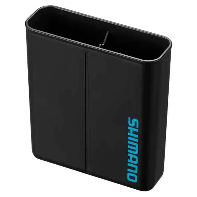 ベストやバッグ内でルアーローテーションを行うためのケース。ボックスを開ける時間も惜しい、一瞬の時合でもすばやくルアー交換が可能です。水抜き穴があるので使用後のルアーをまとめて洗浄するのにも便利です。　●外寸：16．8×14．7×4．9cm　...