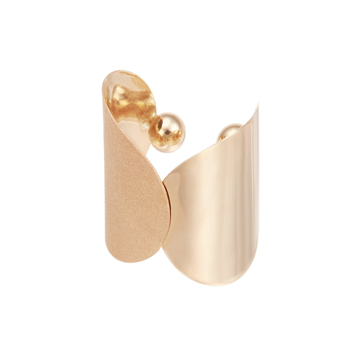 ツヤとマット、ふたつの質感が楽しめるイヤーカフ。コンパクトなサイズ感で、カジュアルなスタイルにもおすすめ。イヤーカフは耳にはさむだけなので、着脱が簡単。イヤリングやピアスとのコーディネートも楽しめるおすすめアイテムです。■■■ご注文前に必ず...