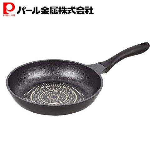 【商品概要】 サイズ:フライパン 26cm 驚異の強さ・お手入れ簡単 金属ヘラOK! (角が丸い滑らかなものを使用してください。) 超特厚4層コーティング オール熱源対応 耐摩耗性試験100万回クリア(※一般財団法人日用金属製品検査センター...