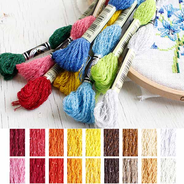 ■1束8m ■素材:コットン73%・ナイロン27% ■ラメ入り TOILE(エトワール)は、ふんわりとした質感に繊細で美しい輝きを実現させた新しい刺しゅう糸で、優れた耐久性と滑らかな刺し心地が特徴です。