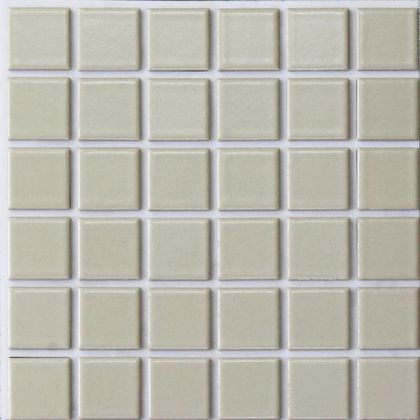 特徴 モザイクタイル【パフュームラインベーシック】 程よいレトロ感を演出する、パフュームラインベーシック。 リビングの壁はもちろん、木との相性もばつぐんなので、家具や小物にアクセントとして貼るのもオススメです。 本物のタイルがシートにまとま...