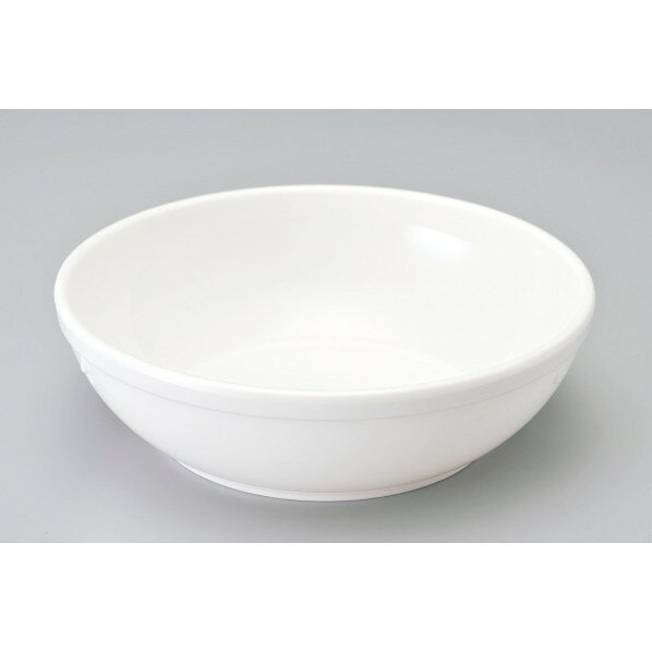 特徴 ■特徴 ●軽くて丈夫、洗って繰り返し使えるから資源を使い捨てしないリユース食器です。 ●スタッキングできるので収納に便利です。 ■仕様 ●外寸:φ153×46mm ●容量:530mL ●材質:ポリプロピレン ●耐熱温度:120℃ ●洗...