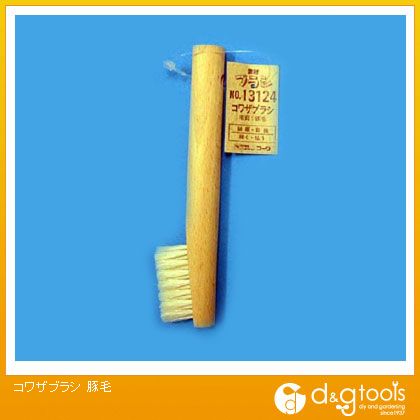 特徴 やや太い天然木の握りやすいブラシです。 用途 細部・目地用。 3行 毛材:豚毛 行数(行):3 植付(mm):40 毛丈(mm):20 仕様 サイズ 16×150×32mm 入数 1点 13124